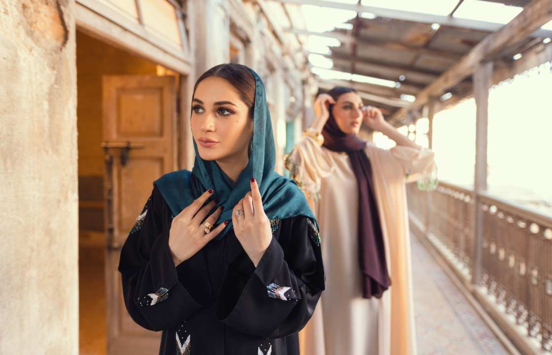 Let’s explore the beauty of Abayas in Pakistan - The Hijab Company