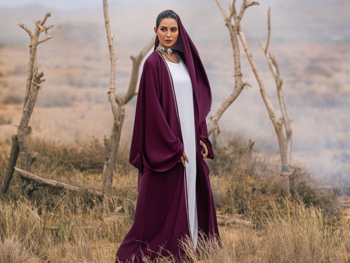 Celebrities who Wore our Abayas for their Umrah Journey! - The Hijab ...